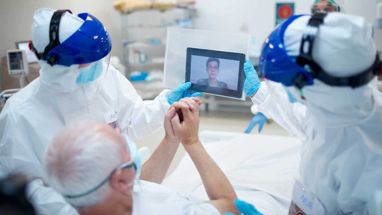 Prioritise opportunities for chance to say final goodbye during COVID ...
