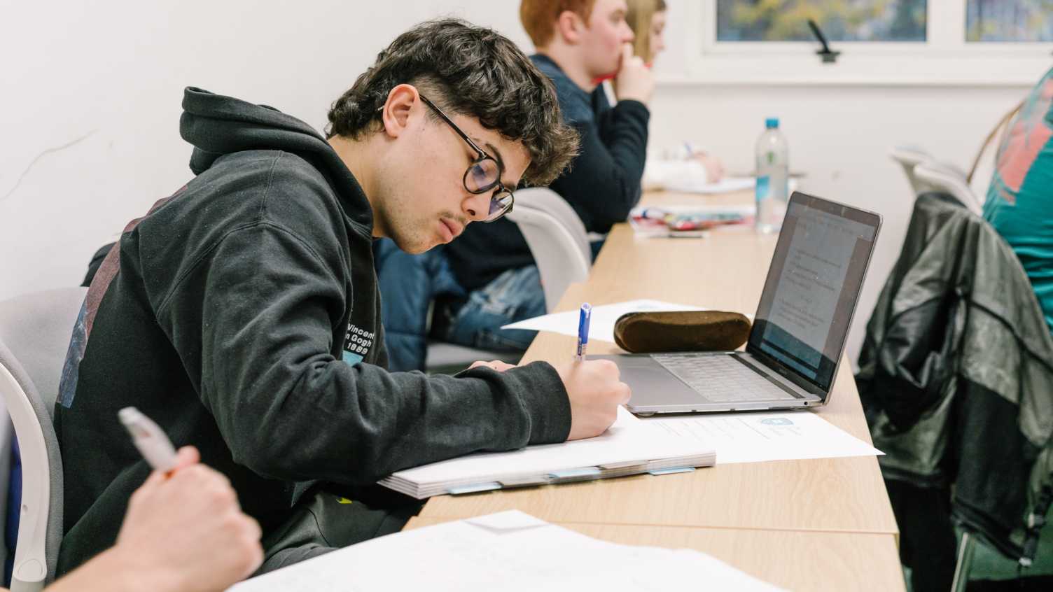 Economics offer holder days | Economics | The University of Sheffield